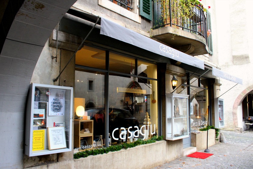 The discreet and evolving charm of the medieval Bourg of Coppet ...